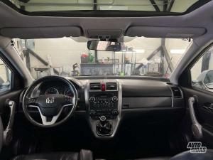 Grey Honda CR-V 2009 in Aukstieji Rusokai, with an engine capacity of 2.20 L and mileage of 387 thousand km for 4300 €, photo 32 on AUTOMOTO.COM.LV