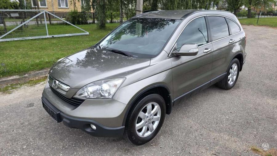 Pelēks Honda CR-V 2009 Šauļi, ar dzinēja tilpumu 2.20 L un nobraukumu 193 tūkst. km par 6150 €, foto 1 vietnē AUTOMOTO.COM.LV