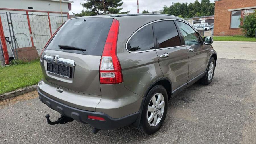 Pelēks Honda CR-V 2009 Šauļi, ar dzinēja tilpumu 2.20 L un nobraukumu 193 tūkst. km par 6150 €, foto 6 vietnē AUTOMOTO.COM.LV