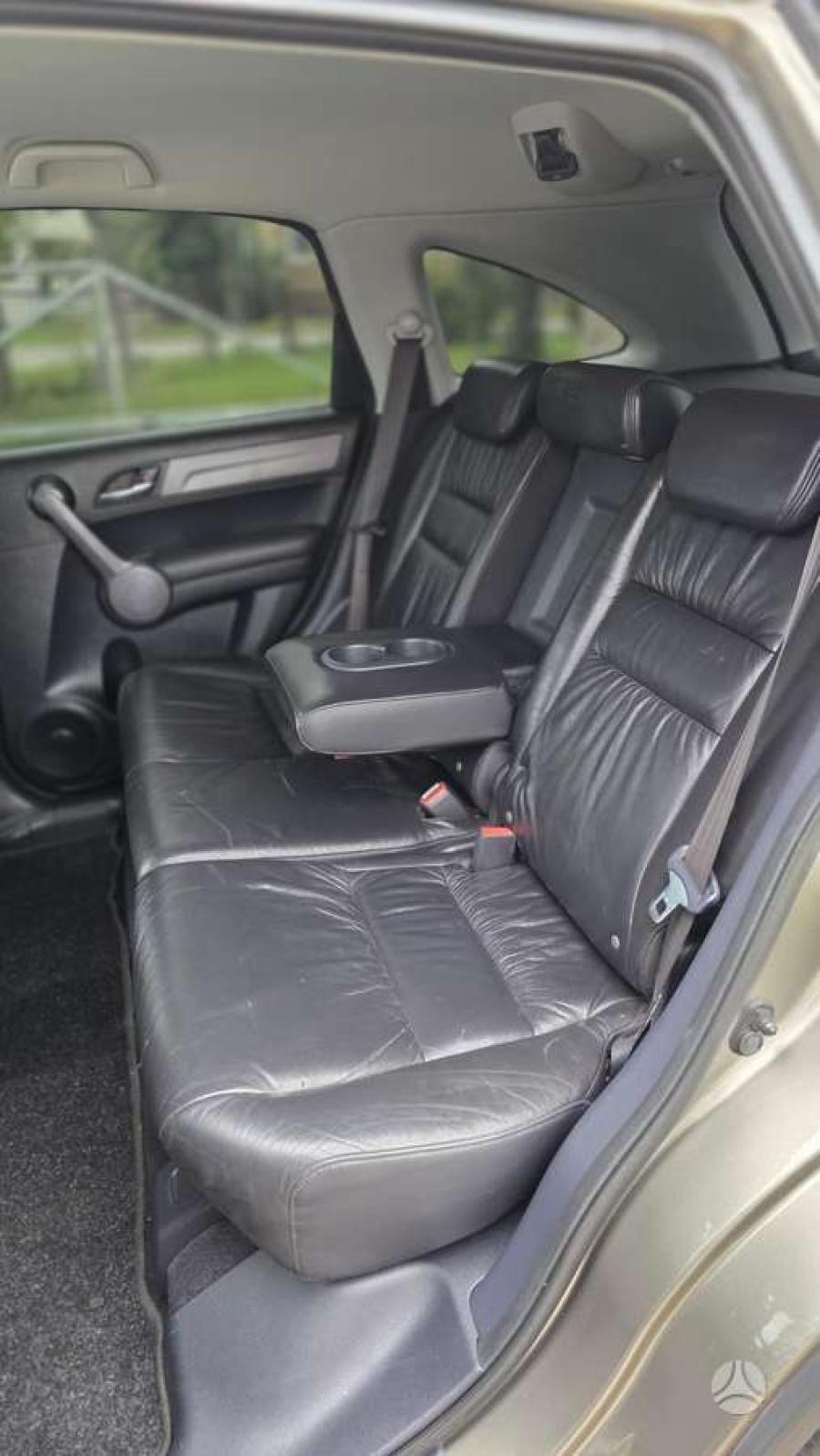 Pelēks Honda CR-V 2009 Šauļi, ar dzinēja tilpumu 2.20 L un nobraukumu 193 tūkst. km par 6150 €, foto 30 vietnē AUTOMOTO.COM.LV