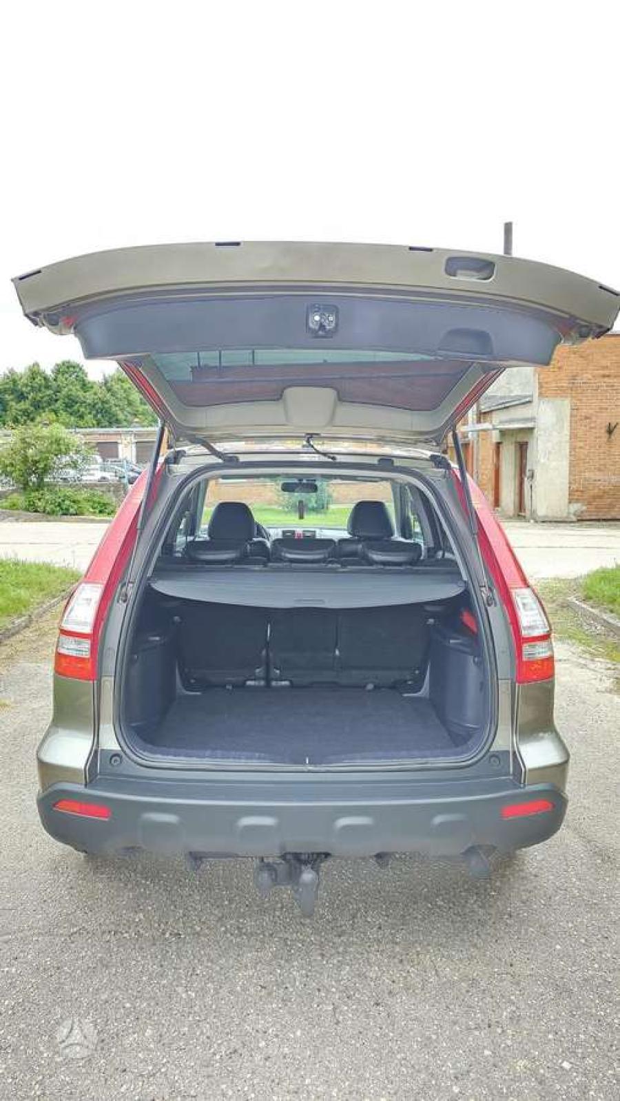 Pelēks Honda CR-V 2009 Šauļi, ar dzinēja tilpumu 2.20 L un nobraukumu 193 tūkst. km par 6150 €, foto 32 vietnē AUTOMOTO.COM.LV