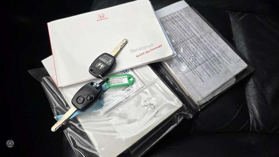 Pelēks Honda CR-V 2009 Šauļi, ar dzinēja tilpumu 2.20 L un nobraukumu 193 tūkst. km par 6150 €, foto 39 vietnē AUTOMOTO.COM.LV