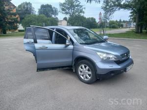 Pelēks Honda CR-V 2009 Ogre, ar dzinēja tilpumu 2.00 L un nobraukumu 434 tūkst. km par 1800 €, foto 3 vietnē AUTOMOTO.COM.LV