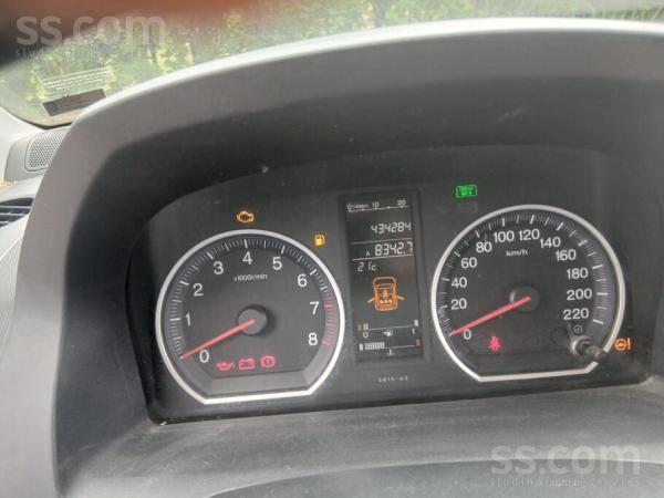 Pelēks Honda CR-V 2009 Ogre, ar dzinēja tilpumu 2.00 L un nobraukumu 434 tūkst. km par 1800 €, foto 4 vietnē AUTOMOTO.COM.LV