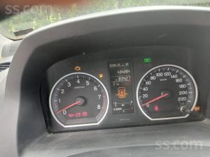 Pelēks Honda CR-V 2009 Ogre, ar dzinēja tilpumu 2.00 L un nobraukumu 434 tūkst. km par 1800 €, foto 5 vietnē AUTOMOTO.COM.LV