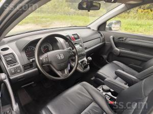 Grey Honda CR-V 2009 in Riga, with an engine capacity of 2.00 L and mileage of 201 thousand km for 6900 €, photo 13 on AUTOMOTO.COM.LV