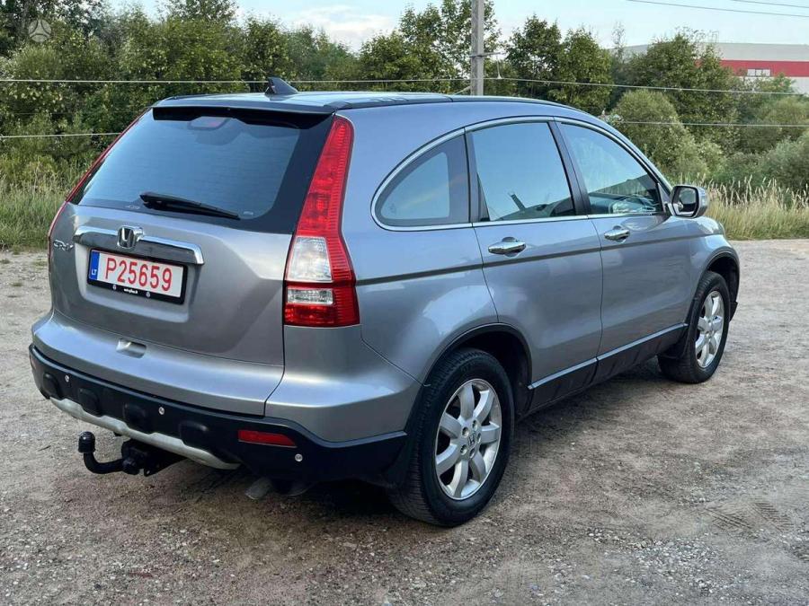 Pelēks Honda CR-V 2009 Jonava, ar dzinēja tilpumu 2.20 L un nobraukumu 360 tūkst. km par 4200 €, foto 5 vietnē AUTOMOTO.COM.LV