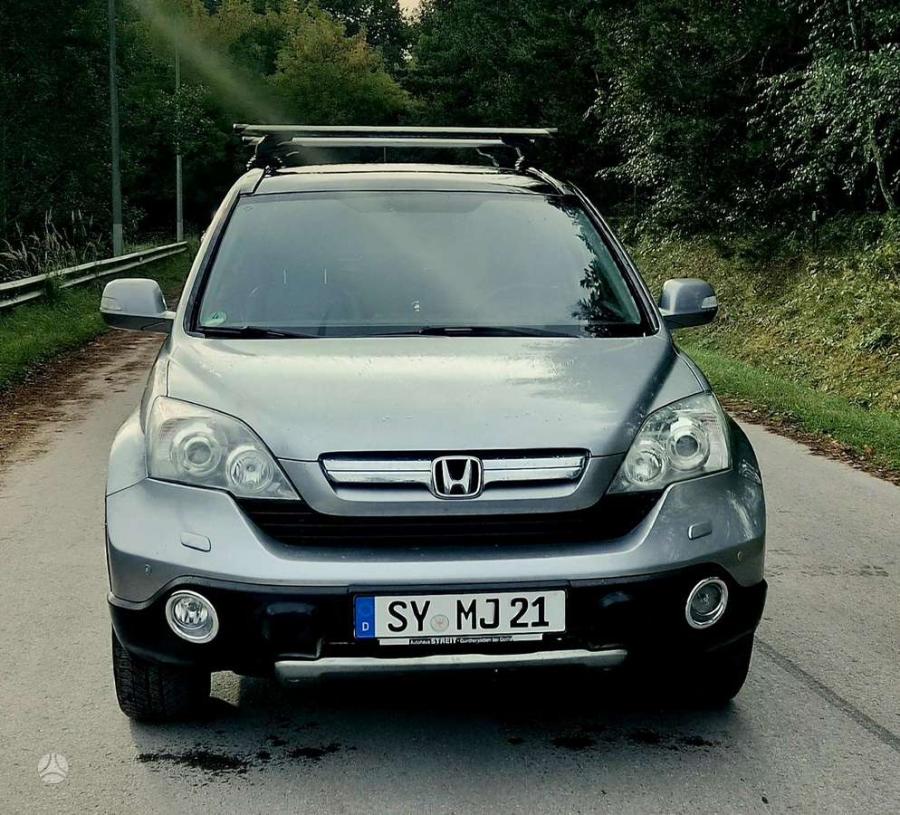 Grey Honda CR-V 2009 in Vilnius, with an engine capacity of 2.20 L and mileage of 268 thousand km for 5850 €, photo 5 on AUTOMOTO.COM.LV