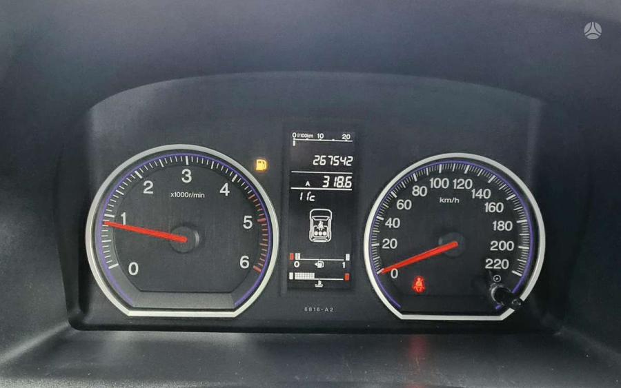 Grey Honda CR-V 2009 in Vilnius, with an engine capacity of 2.20 L and mileage of 268 thousand km for 5850 €, photo 17 on AUTOMOTO.COM.LV
