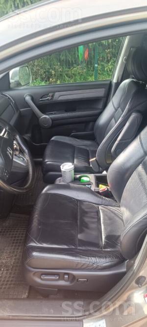 Pelēks Honda CR-V 2009 Rīga, ar dzinēja tilpumu 2.40 L un nobraukumu 101 tūkst. km par 7000 €, foto 6 vietnē AUTOMOTO.COM.LV