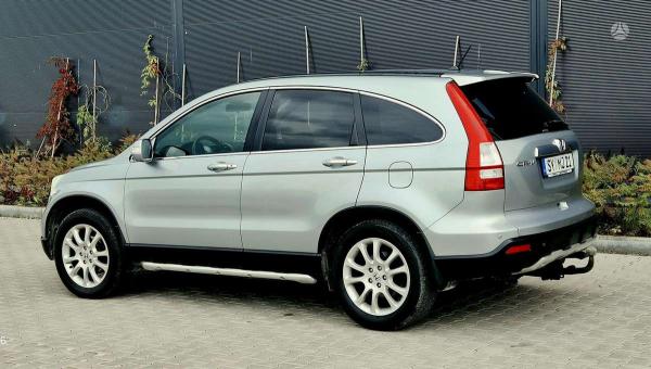 Pelēks Honda CR-V 2009 Viļņa, ar dzinēja tilpumu 2.20 L un nobraukumu 268 tūkst. km par 5850 €, foto 9 vietnē AUTOMOTO.COM.LV
