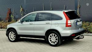Grey Honda CR-V 2009 in Vilnius, with an engine capacity of 2.20 L and mileage of 268 thousand km for 5850 €, photo 9 on AUTOMOTO.COM.LV
