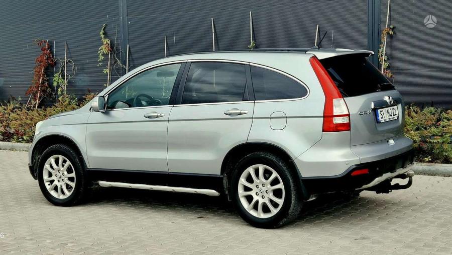 Grey Honda CR-V 2009 in Vilnius, with an engine capacity of 2.20 L and mileage of 268 thousand km for 5850 €, photo 9 on AUTOMOTO.COM.LV