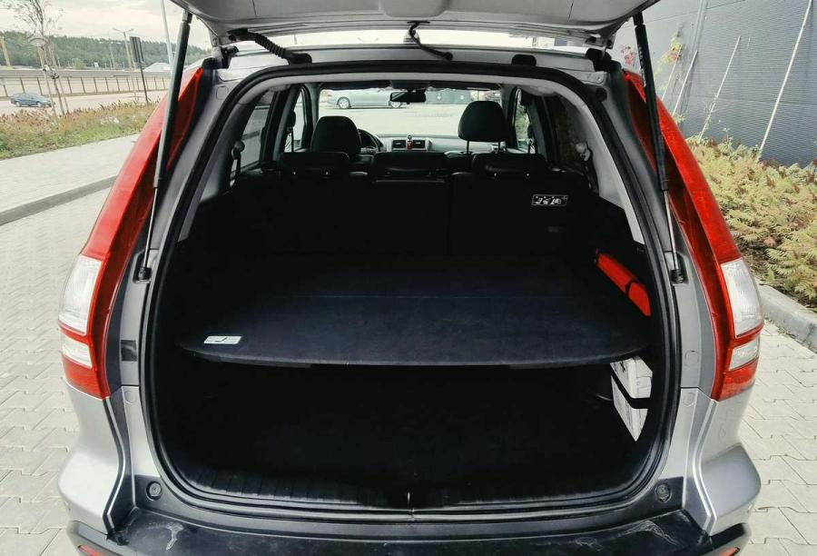 Grey Honda CR-V 2009 in Vilnius, with an engine capacity of 2.20 L and mileage of 268 thousand km for 5850 €, photo 14 on AUTOMOTO.COM.LV
