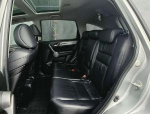 Grey Honda CR-V 2009 in Vilnius, with an engine capacity of 2.20 L and mileage of 268 thousand km for 5850 €, photo 15 on AUTOMOTO.COM.LV