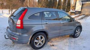 Grey Honda CR-V 2010 in Prienai, with an engine capacity of 2.00 L and mileage of 289 thousand km for 5699 €, photo 4 on AUTOMOTO.COM.LV