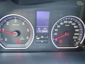 Grey Honda CR-V 2010 in Siauliai, with an engine capacity of 2.20 L and mileage of 289 thousand km for 6500 €, photo 13 on AUTOMOTO.COM.LV