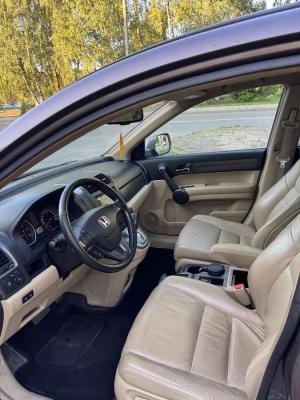 Grey Honda CR-V 2010 in Vilnius, with an engine capacity of 2.20 L and mileage of 325 thousand km for 6200 €, photo 12 on AUTOMOTO.COM.LV