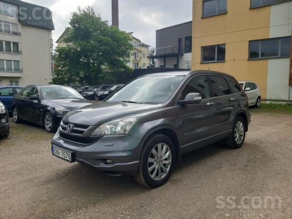 Pelēks Honda CR-V 2010 Daugavpils, ar dzinēja tilpumu 2.20 L un nobraukumu 0 tūkst. km par 7450 €, foto 1 vietnē AUTOMOTO.COM.LV
