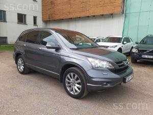 Grey Honda CR-V 2010 in Daugavpils, with an engine capacity of 2.20 L and mileage of 0 thousand km for 7450 €, photo 5 on AUTOMOTO.COM.LV