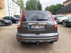 Grey Honda CR-V 2010 in Daugavpils, with an engine capacity of 2.20 L and mileage of 0 thousand km for 7450 €, photo 9 on AUTOMOTO.COM.LV