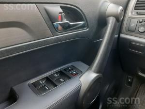 Grey Honda CR-V 2010 in Daugavpils, with an engine capacity of 2.20 L and mileage of 0 thousand km for 7450 €, photo 15 on AUTOMOTO.COM.LV