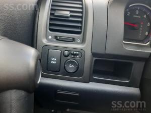 Grey Honda CR-V 2010 in Daugavpils, with an engine capacity of 2.20 L and mileage of 0 thousand km for 7450 €, photo 16 on AUTOMOTO.COM.LV