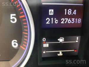 Grey Honda CR-V 2010 in Daugavpils, with an engine capacity of 2.20 L and mileage of 0 thousand km for 7450 €, photo 20 on AUTOMOTO.COM.LV