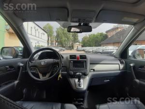 Grey Honda CR-V 2010 in Daugavpils, with an engine capacity of 2.20 L and mileage of 0 thousand km for 7450 €, photo 25 on AUTOMOTO.COM.LV