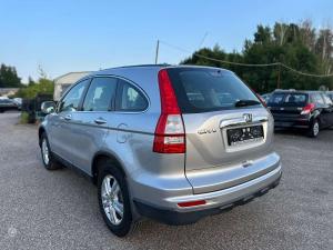 Grey Honda CR-V 2010 in Utena, with an engine capacity of 2.20 L and mileage of 233 thousand km for 6300 €, photo 5 on AUTOMOTO.COM.LV