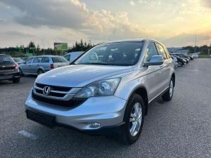 Grey Honda CR-V 2010 in Utena, with an engine capacity of 2.20 L and mileage of 233 thousand km for 6300 €, photo 7 on AUTOMOTO.COM.LV