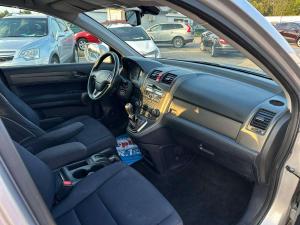 Grey Honda CR-V 2010 in Utena, with an engine capacity of 2.20 L and mileage of 233 thousand km for 6300 €, photo 10 on AUTOMOTO.COM.LV
