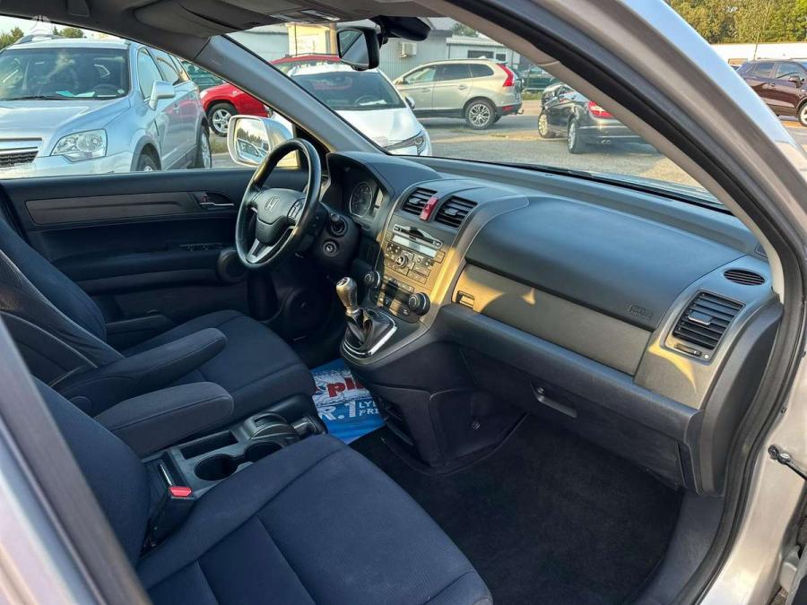 Grey Honda CR-V 2010 in Utena, with an engine capacity of 2.20 L and mileage of 233 thousand km for 6300 €, photo 10 on AUTOMOTO.COM.LV
