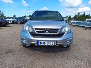 Grey Honda CR-V 2010 in Daugavpils, with an engine capacity of 2.20 L and mileage of 0 thousand km for 5980 €, photo 4 on AUTOMOTO.COM.LV