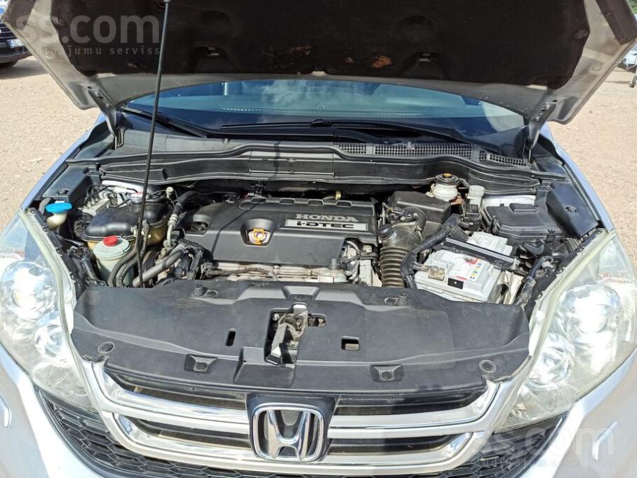 Grey Honda CR-V 2010 in Daugavpils, with an engine capacity of 2.20 L and mileage of 0 thousand km for 5980 €, photo 12 on AUTOMOTO.COM.LV