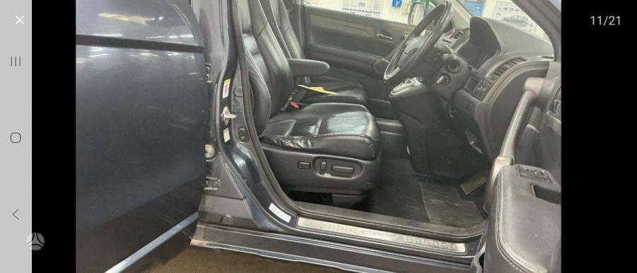 Pelēks Honda CR-V 2010 Panevēža, ar dzinēja tilpumu 2.20 L un nobraukumu 225 tūkst. km par 2990 €, foto 12 vietnē AUTOMOTO.COM.LV