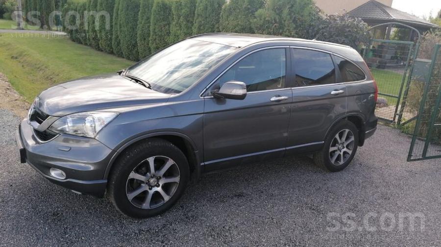 Pelēks Honda CR-V 2011 Rīga, ar dzinēja tilpumu 2.20 L un nobraukumu 176 tūkst. km par 9200 €, foto 9 vietnē AUTOMOTO.COM.LV