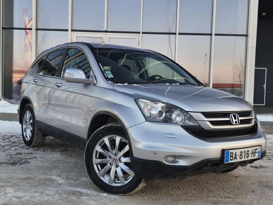 Pelēks Honda CR-V 2011 Viļņa, ar dzinēja tilpumu 2.20 L un nobraukumu 234 tūkst. km par 7850 €, foto 9 vietnē AUTOMOTO.COM.LV