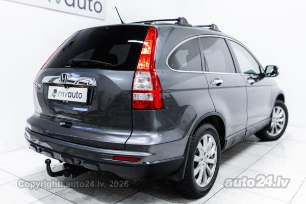 Grey Honda CR-V 2011 in Tallinn, with an engine capacity of 2.20 L and mileage of 281 thousand km for 6990 €, photo 8 on AUTOMOTO.COM.LV