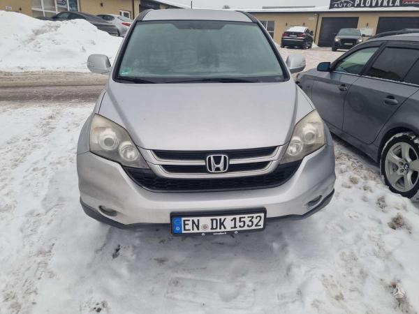 Pelēks Honda CR-V 2011 Utena, ar dzinēja tilpumu 2.20 L un nobraukumu 253 tūkst. km par 5850 €, foto 2 vietnē AUTOMOTO.COM.LV