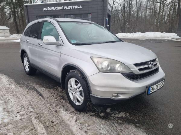 Pelēks Honda CR-V 2011 Utena, ar dzinēja tilpumu 2.20 L un nobraukumu 253 tūkst. km par 5850 €, foto 3 vietnē AUTOMOTO.COM.LV