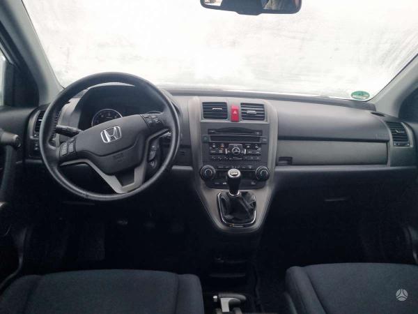 Pelēks Honda CR-V 2011 Utena, ar dzinēja tilpumu 2.20 L un nobraukumu 253 tūkst. km par 5850 €, foto 9 vietnē AUTOMOTO.COM.LV
