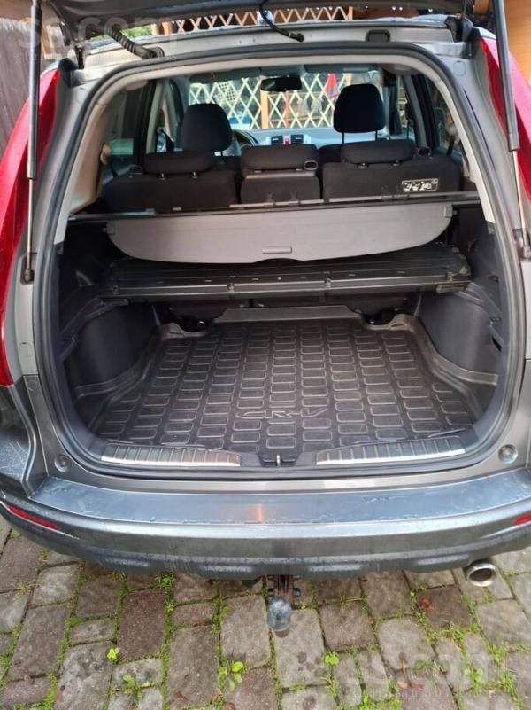 Pelēks Honda CR-V 2011 Rīga, ar dzinēja tilpumu 2.00 L un nobraukumu 243 tūkst. km par 6300 €, foto 4 vietnē AUTOMOTO.COM.LV