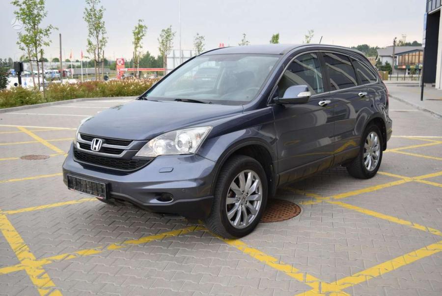Pelēks Honda CR-V 2011 Viļņa, ar dzinēja tilpumu 2.20 L un nobraukumu 273 tūkst. km par 7150 €, foto 4 vietnē AUTOMOTO.COM.LV