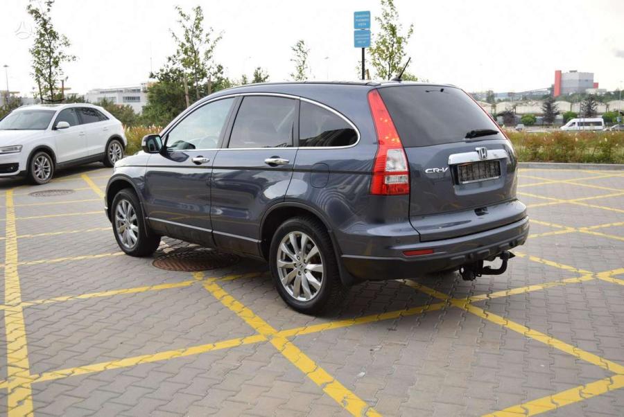 Pelēks Honda CR-V 2011 Viļņa, ar dzinēja tilpumu 2.20 L un nobraukumu 273 tūkst. km par 7150 €, foto 6 vietnē AUTOMOTO.COM.LV