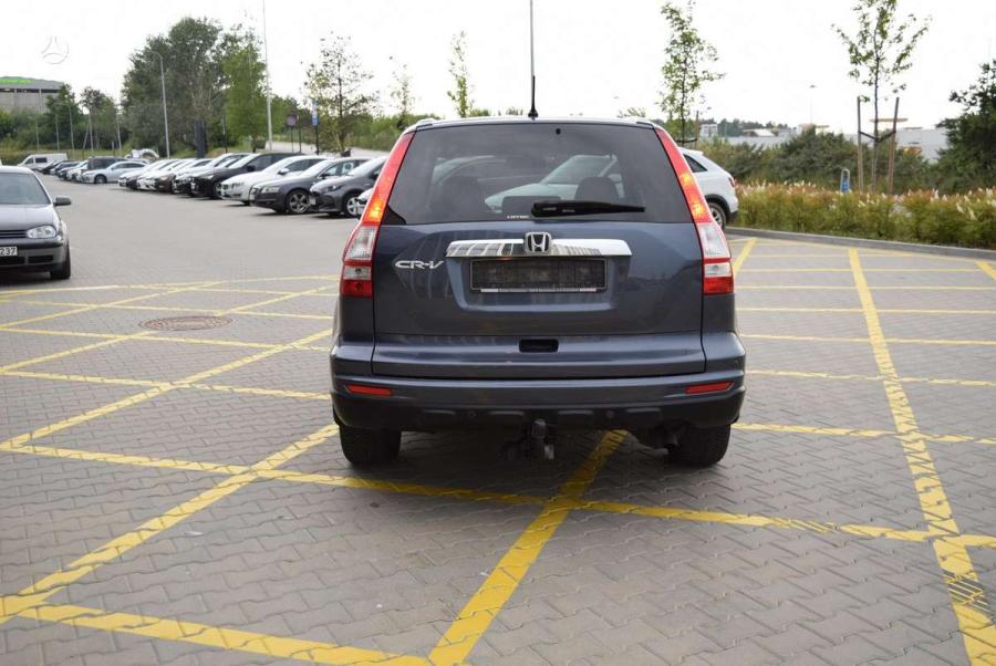 Pelēks Honda CR-V 2011 Viļņa, ar dzinēja tilpumu 2.20 L un nobraukumu 273 tūkst. km par 7150 €, foto 7 vietnē AUTOMOTO.COM.LV