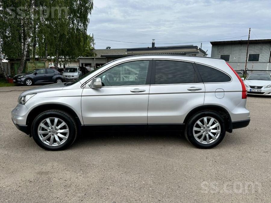 Pelēks Honda CR-V 2011 Rīga, ar dzinēja tilpumu 2.20 L un nobraukumu 0 tūkst. km par 7550 €, foto 7 vietnē AUTOMOTO.COM.LV