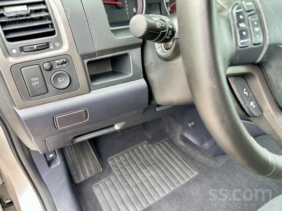 Pelēks Honda CR-V 2011 Rīga, ar dzinēja tilpumu 2.20 L un nobraukumu 0 tūkst. km par 7550 €, foto 11 vietnē AUTOMOTO.COM.LV