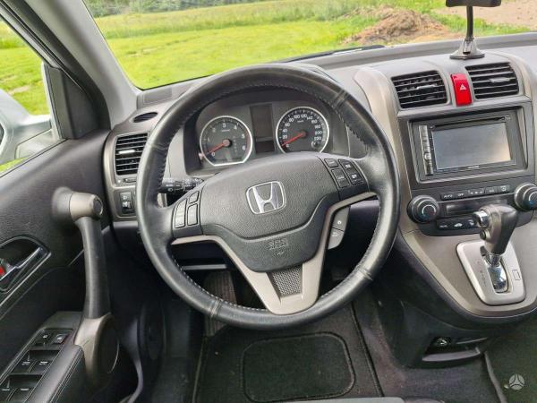 Pelēks Honda CR-V 2011 Panevēža, ar dzinēja tilpumu 2.20 L un nobraukumu 260 tūkst. km par 7000 €, foto 10 vietnē AUTOMOTO.COM.LV