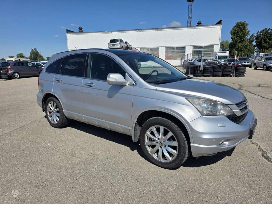 Pelēks Honda CR-V 2011 Marijampole, ar dzinēja tilpumu 2.20 L un nobraukumu 330 tūkst. km par 4800 €, foto 16 vietnē AUTOMOTO.COM.LV